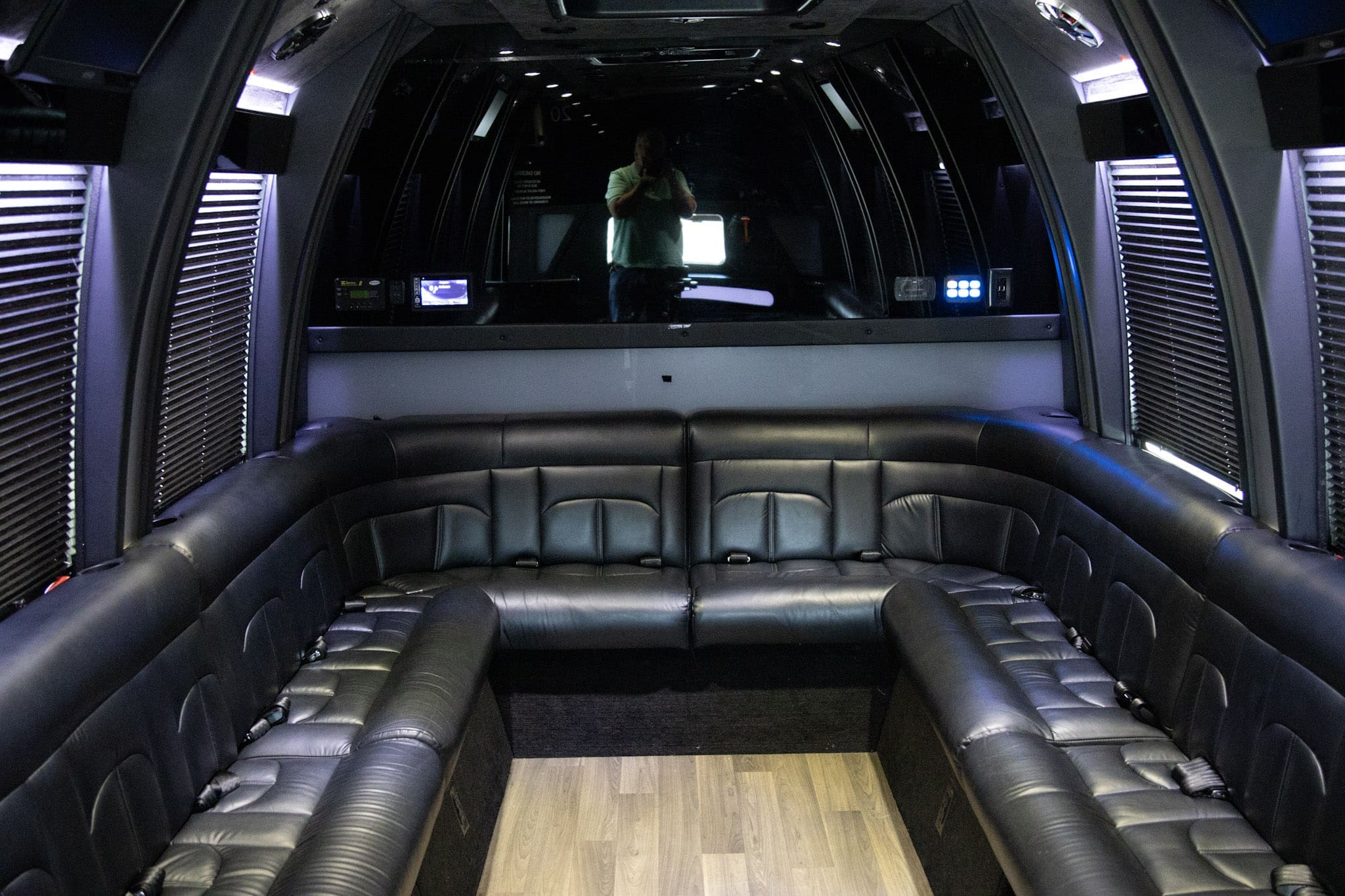 Elite Limousine CT Vehicle Fleet | Airport Runs | Transportation NY, MA, CT, RI